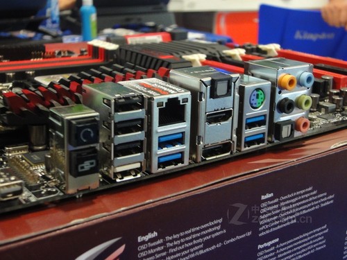 顶级ROG送SSD 华硕M4E售3899元_华硕 Maximus V Extreme Z77_主板导购-中关村在线